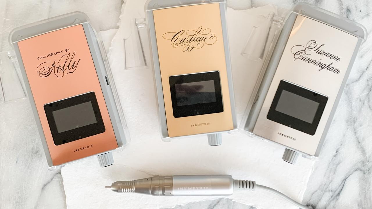 Learn pointed pen calligraphy and freehand engraving online!