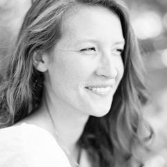 Helping busy women bring peace & purpose to the chaos of their lives.